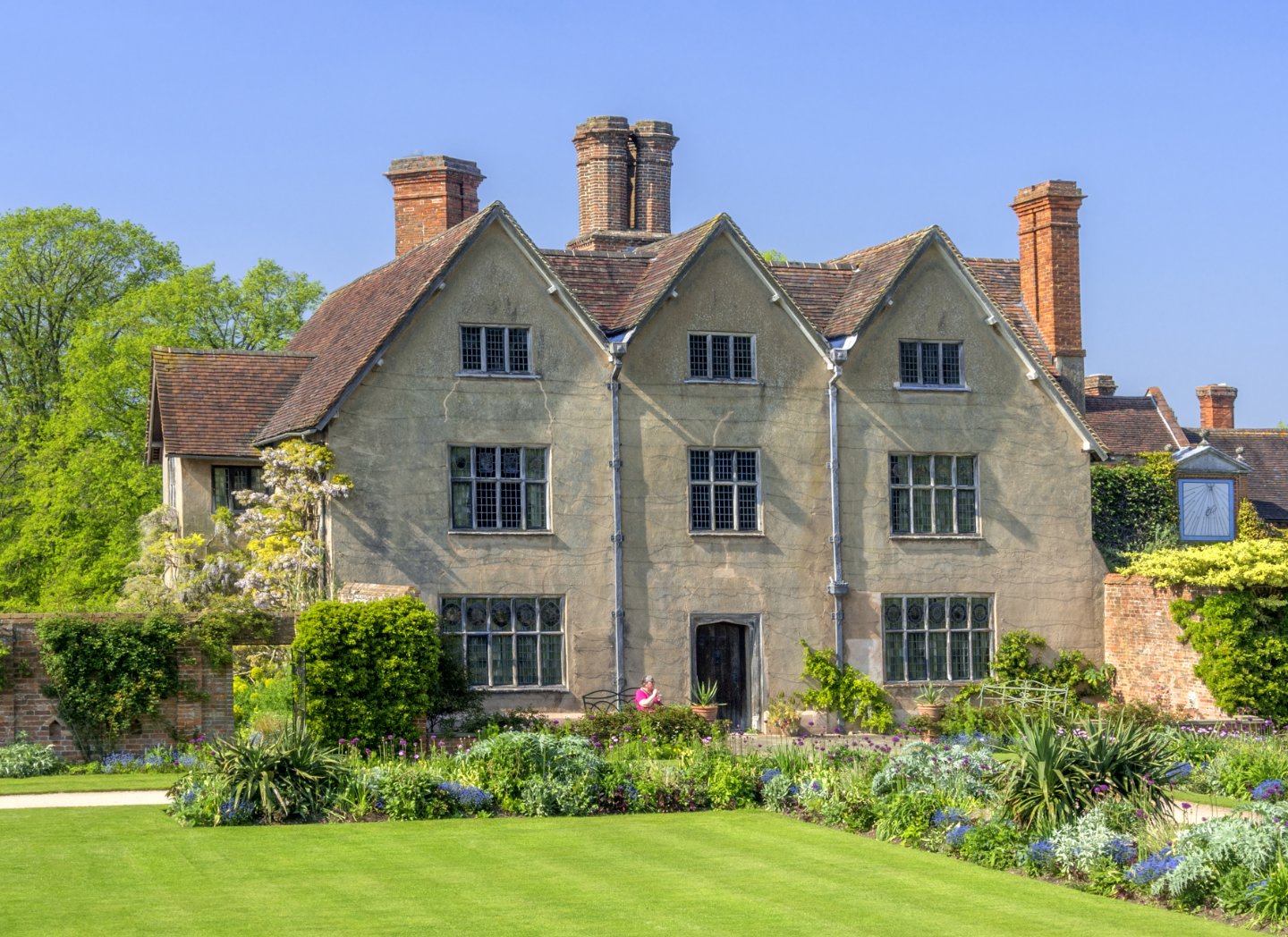 Property for sale in the East Midlands - Home office